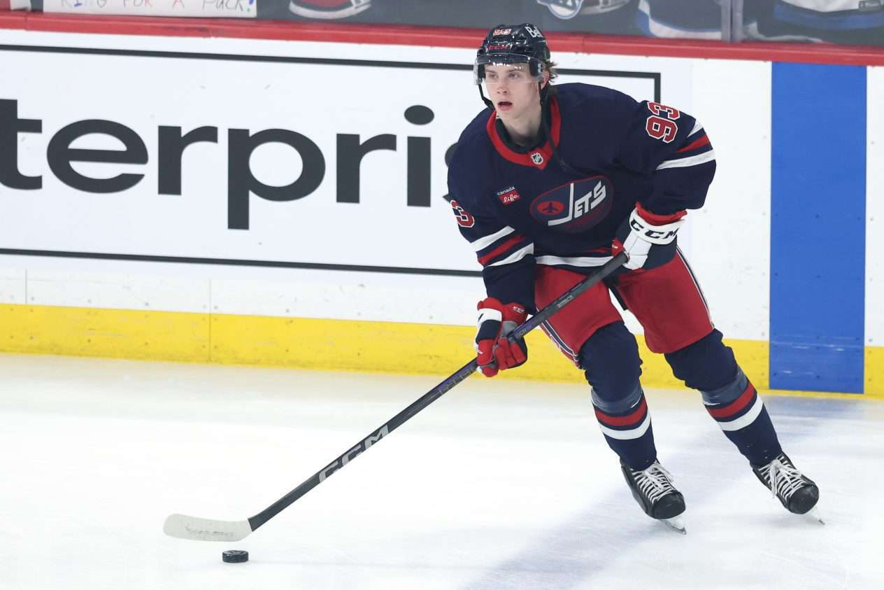 A Finnish forward was shown the door in the NHL. - FinnHockey