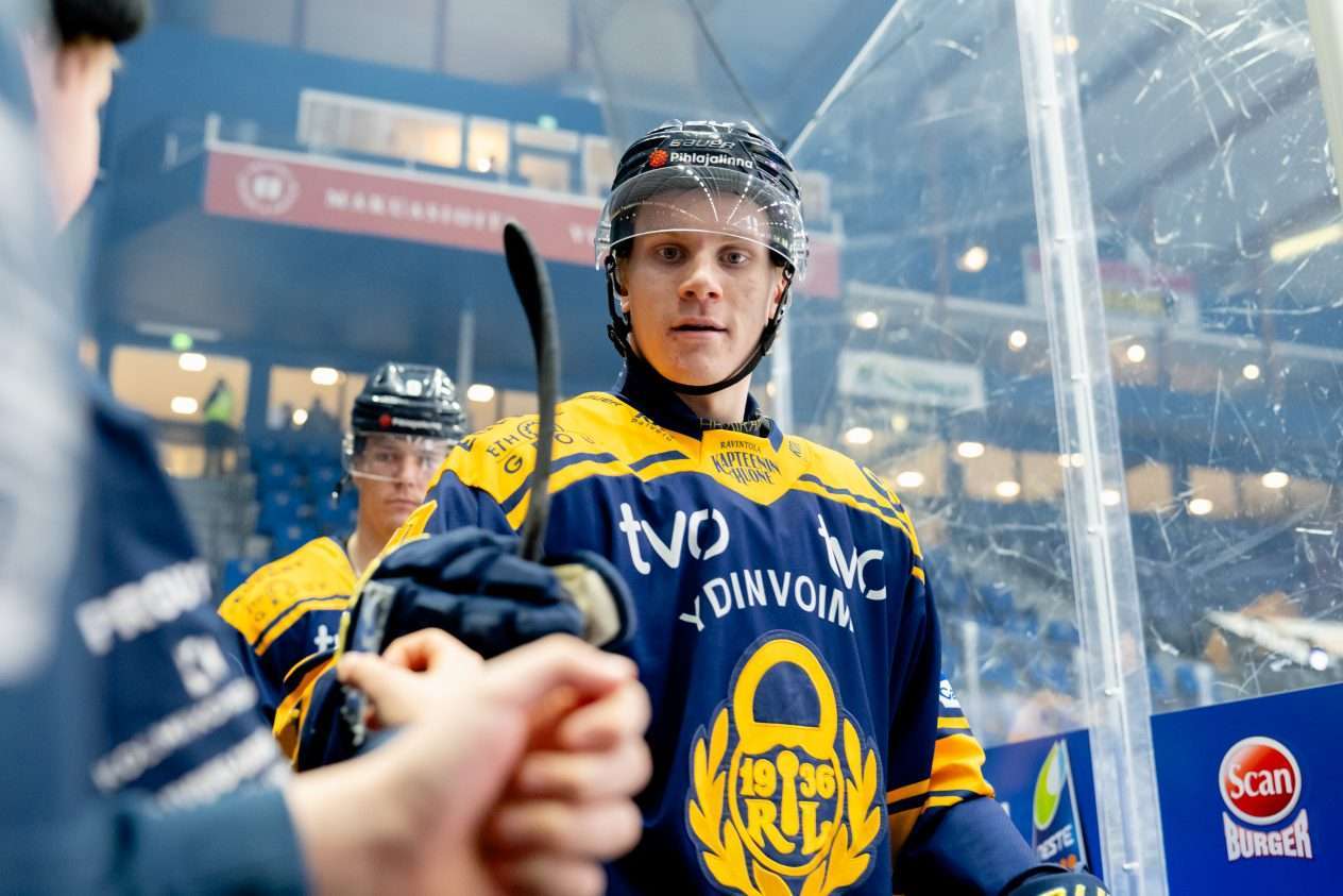 The lock secured a double youth Finnish champion - two-year contract ...